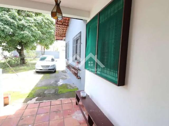 Casa / Sobrado para Venda em Peruíbe/SP Centro 2 Quartos