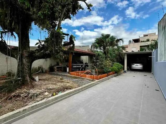 Casa / Sobrado para Venda em Peruíbe/SP Centro 2 Quartos