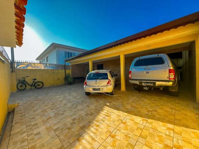 Casa / Sobrado para Venda em Peruíbe/SP Centro 2 Quartos