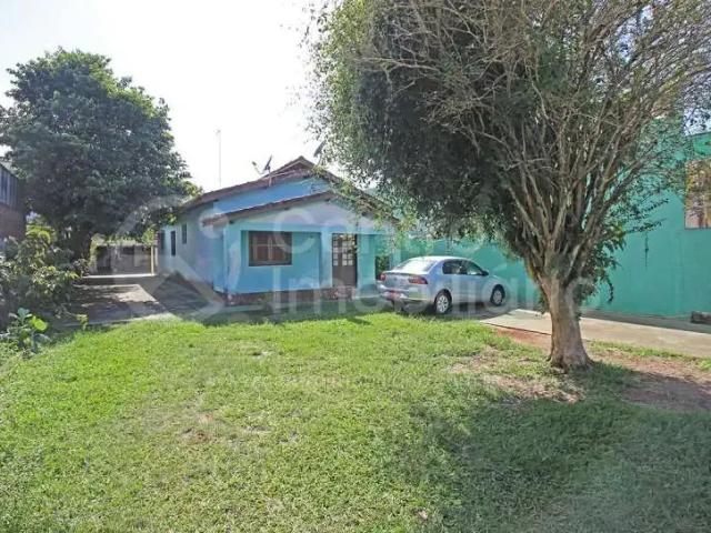 Casa / Sobrado para Venda em Peruíbe/SP Centro 2 Quartos