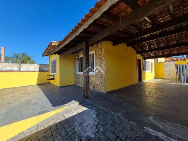 Casa / Sobrado para Venda em Peruíbe/SP Centro 2 Quartos
