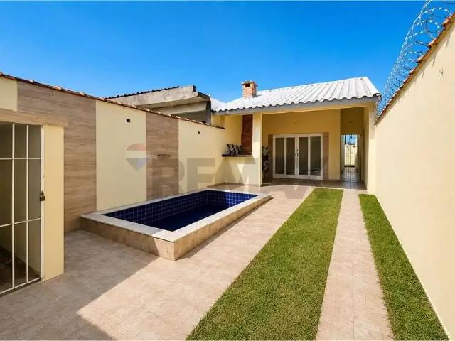 Casa / Sobrado para Venda em Peruíbe/SP Centro 2 Quartos