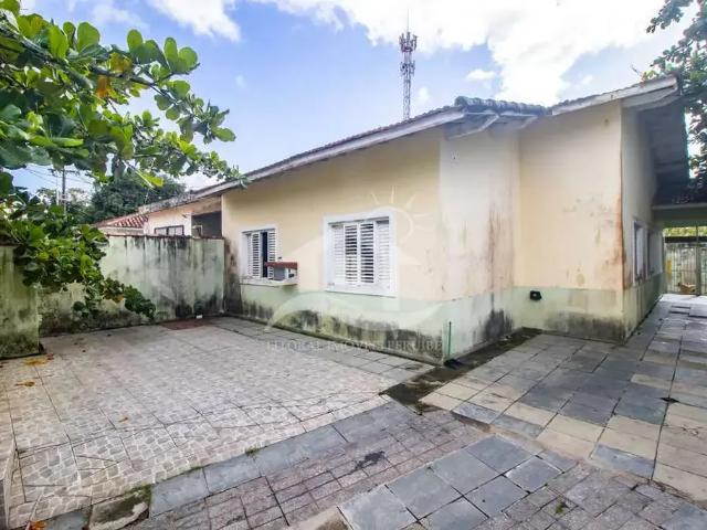 Casa / Sobrado para Venda em Peruíbe/SP Centro 2 Quartos