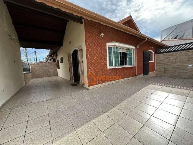 Casa / Sobrado para Venda em Peruíbe/SP Centro 3 Quartos