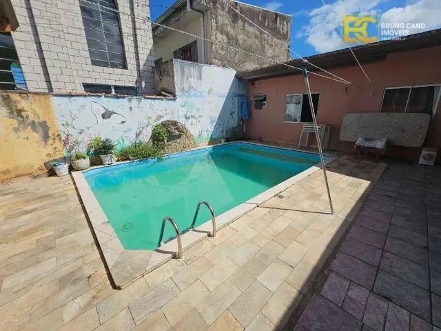 Casa / Sobrado para Venda em Peruíbe/SP Centro 3 Quartos