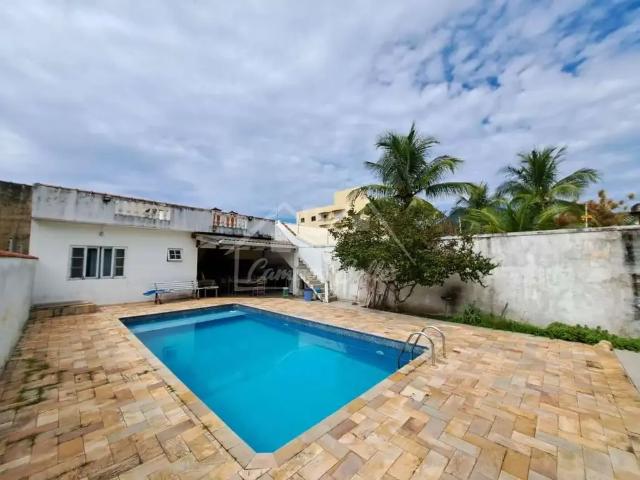 Casa / Sobrado para Venda em Peruíbe/SP Centro 3 Quartos