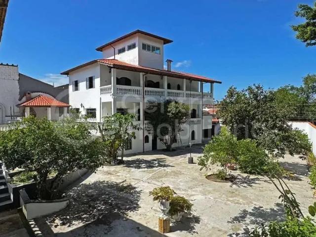 Casa / Sobrado para Venda em Peruíbe/SP Centro 3 Quartos