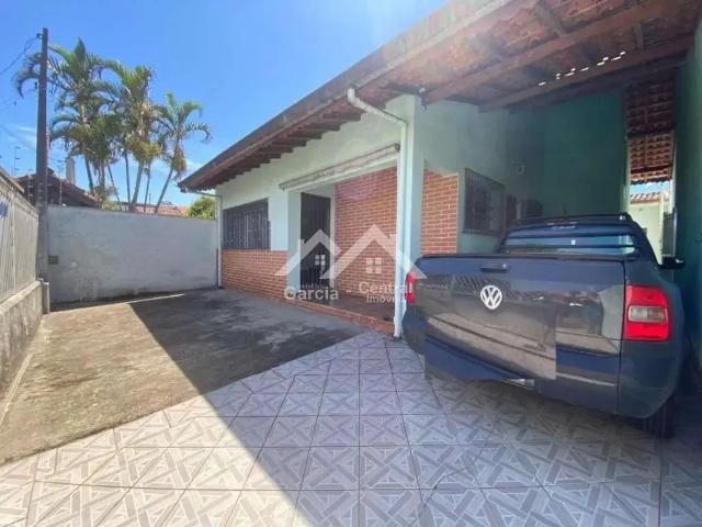 Casa / Sobrado para Venda em Peruíbe/SP Centro 3 Quartos
