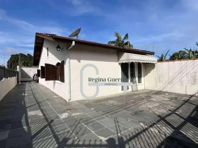 Casa / Sobrado para Venda em Peruíbe/SP Centro 3 Quartos