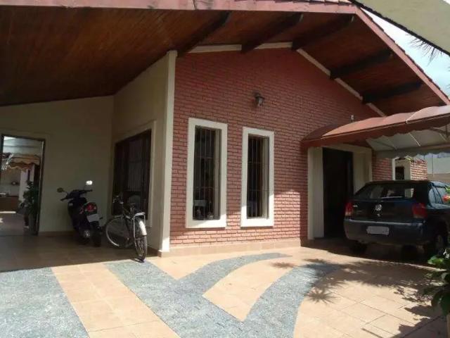 Casa / Sobrado para Venda em Peruíbe/SP Centro 3 Quartos