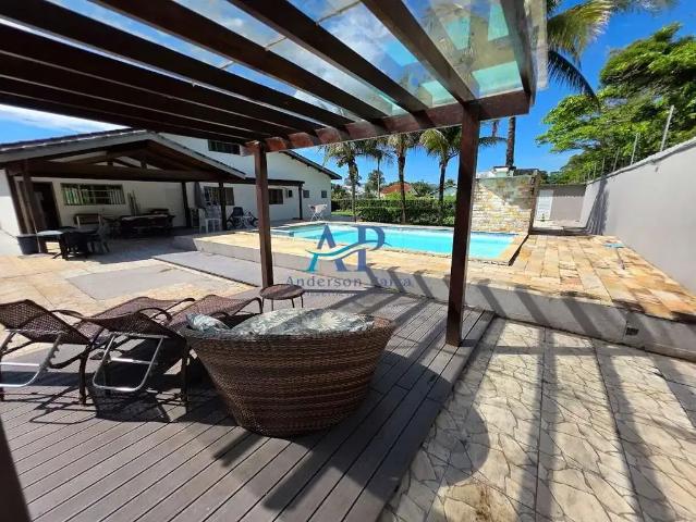 Casa / Sobrado para Venda em Peruíbe/SP Centro 3 Quartos