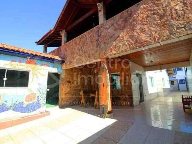 Casa / Sobrado para Venda em Peruíbe/SP Centro 3 Quartos