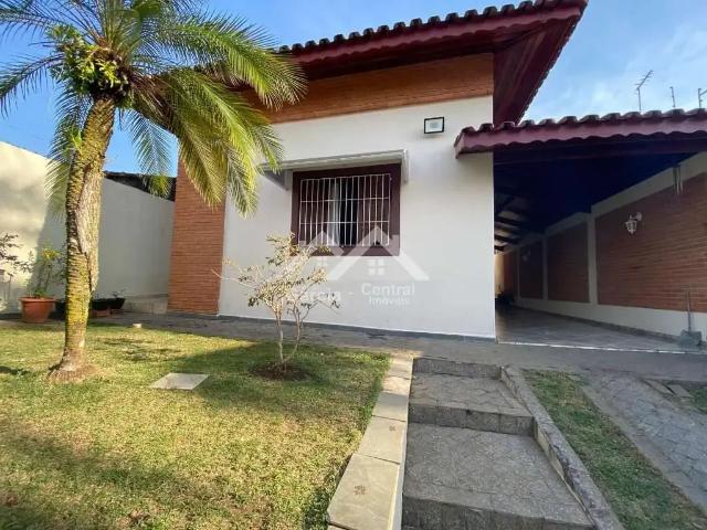 Casa / Sobrado para Venda em Peruíbe/SP Centro 3 Quartos