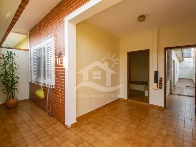 Casa / Sobrado para Venda em Peruíbe/SP Centro 3 Quartos