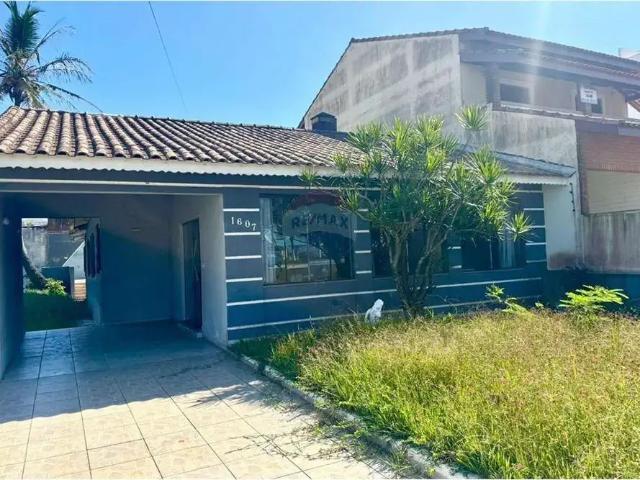 Casa / Sobrado para Venda em Peruíbe/SP Centro 3 Quartos