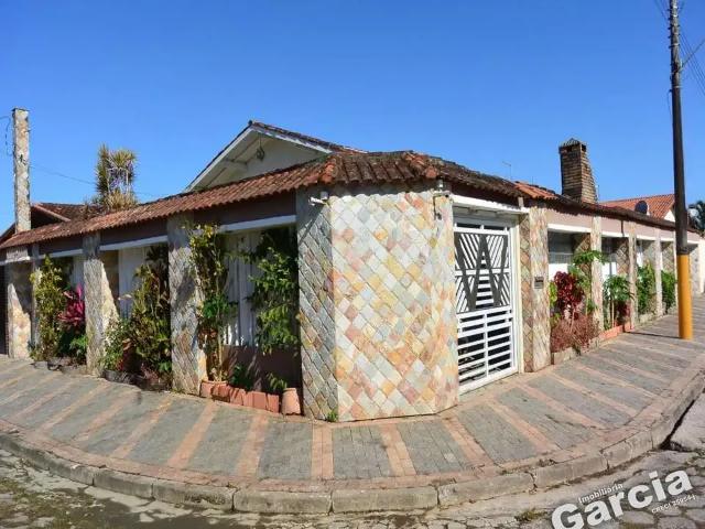 Casa / Sobrado para Venda em Peruíbe/SP Centro 3 Quartos