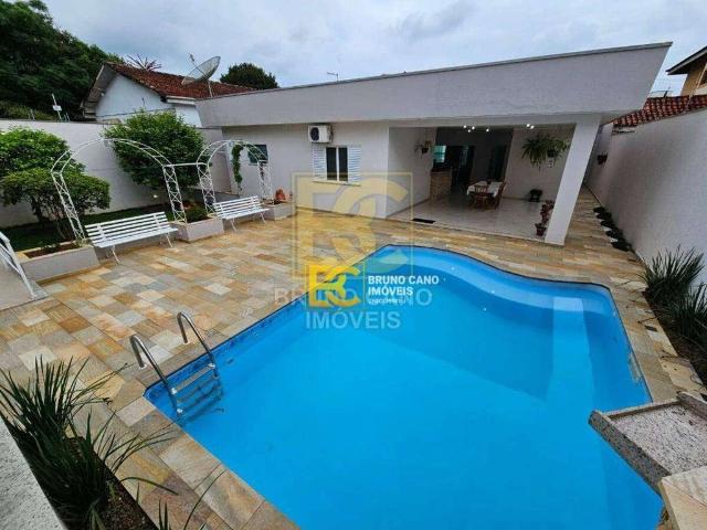 Casa / Sobrado para Venda em Peruíbe/SP Centro 3 Quartos