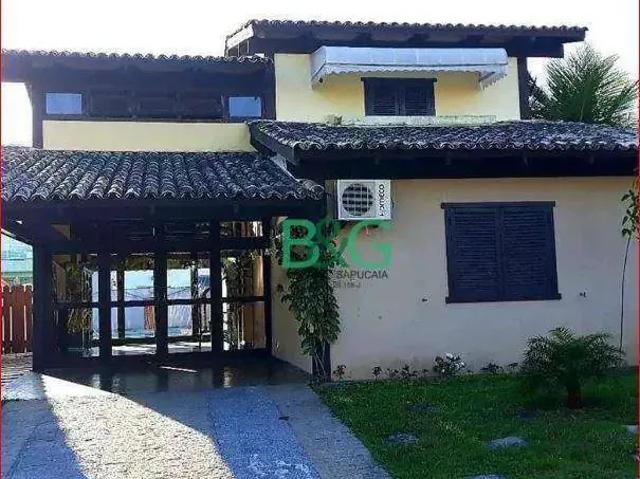 Casa / Sobrado para Venda em Peruíbe/SP Centro 4 Quartos