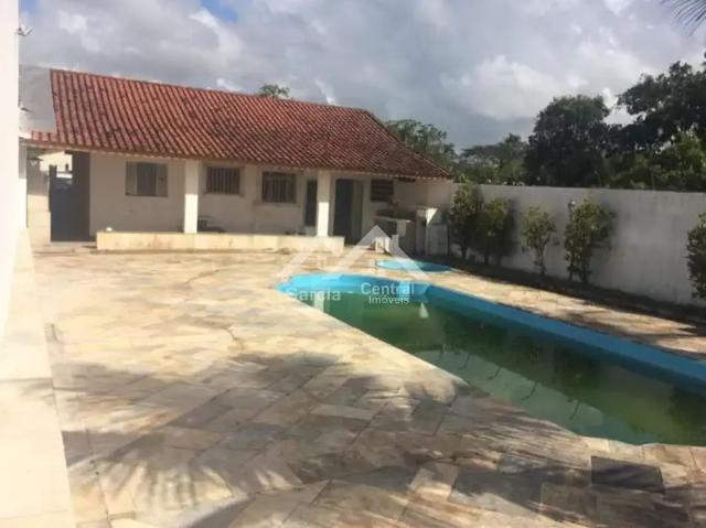 Casa / Sobrado para Venda em Peruíbe/SP Centro 4 Quartos