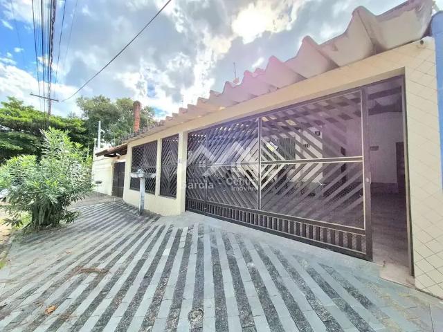 Casa / Sobrado para Venda em Peruíbe/SP Centro 4 Quartos