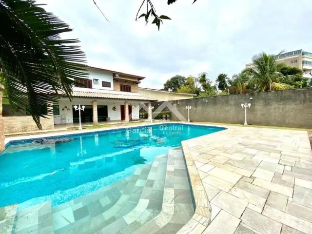 Casa / Sobrado para Venda em Peruíbe/SP Centro 4 Quartos