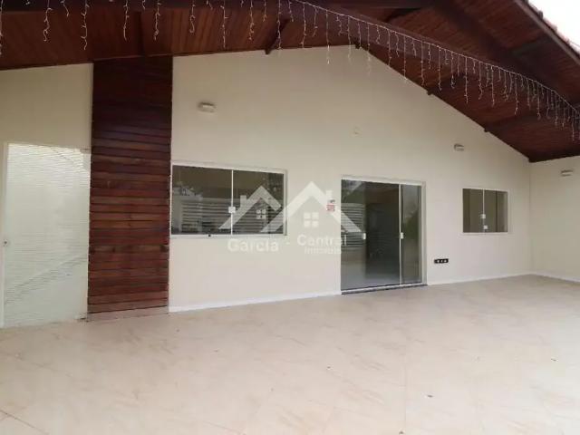Casa / Sobrado para Venda em Peruíbe/SP Centro 4 Quartos
