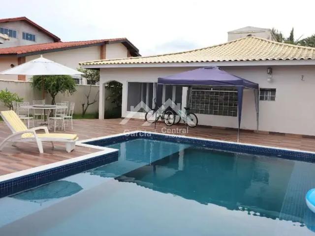Casa / Sobrado para Venda em Peruíbe/SP Centro 4 Quartos