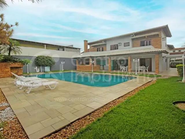 Casa / Sobrado para Venda em Peruíbe/SP Centro 4 Quartos