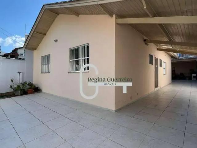 Casa / Sobrado para Venda em Peruíbe/SP Centro 5 Quartos