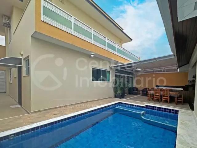 Casa / Sobrado para Venda em Peruíbe/SP Cidade Nova Peruibe 4 Quartos