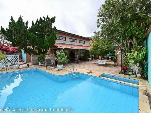 Casa / Sobrado para Venda em Peruíbe/SP Cidade Nova Peruibe 4 Quartos