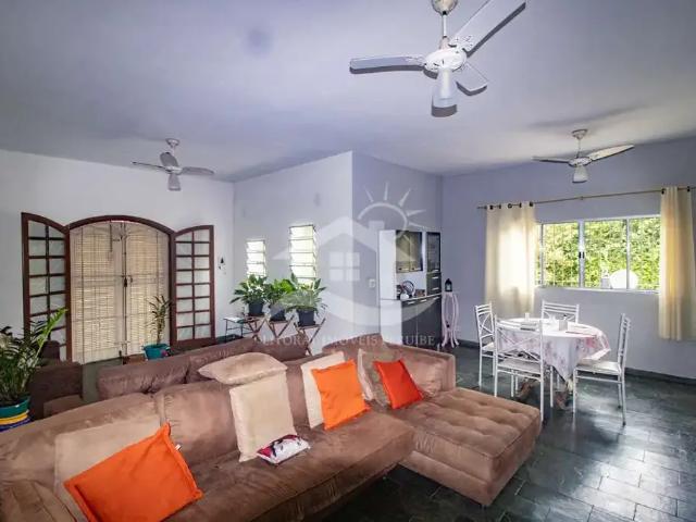 Casa / Sobrado para Venda em Peruíbe/SP Cidade Nova Peruibe 4 Quartos