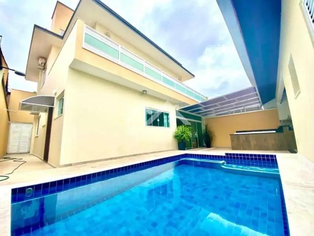 Casa / Sobrado para Venda em Peruíbe/SP Cidade Nova Peruibe 4 Quartos