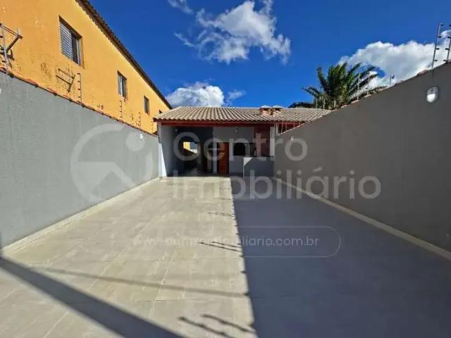 Casa / Sobrado para Venda em Peruíbe/SP Cidade Nova Peruibe 3 Quartos