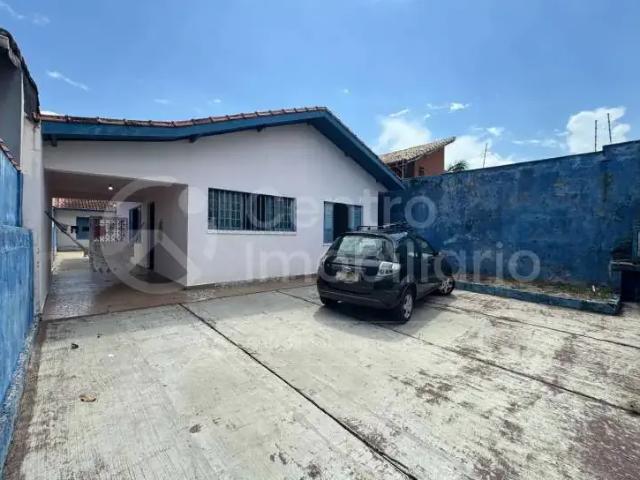 Casa / Sobrado para Venda em Peruíbe/SP Cidade Nova Peruibe 3 Quartos
