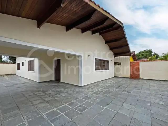 Casa / Sobrado para Venda em Peruíbe/SP Cidade Nova Peruibe 3 Quartos