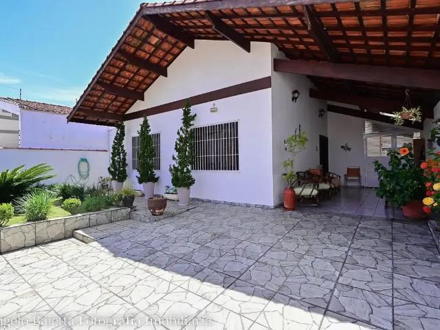 Casa / Sobrado para Venda em Peruíbe/SP Cidade Nova Peruibe 3 Quartos