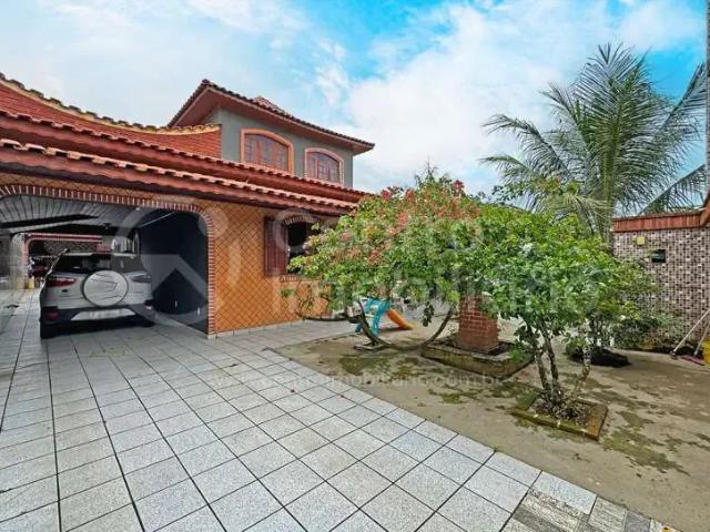 Casa / Sobrado para Venda em Peruíbe/SP Cidade Nova Peruibe 3 Quartos