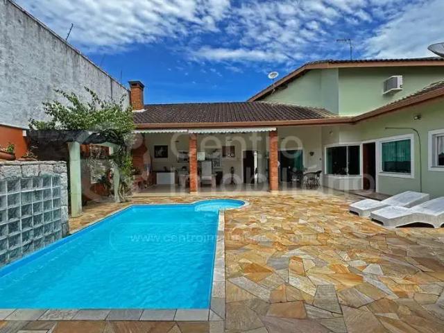 Casa / Sobrado para Venda em Peruíbe/SP Cidade Nova Peruibe 3 Quartos