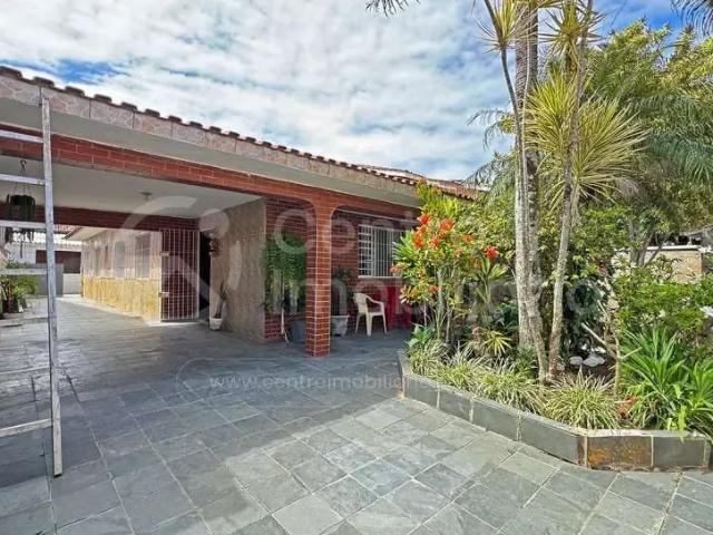 Casa / Sobrado para Venda em Peruíbe/SP Cidade Nova Peruibe 3 Quartos
