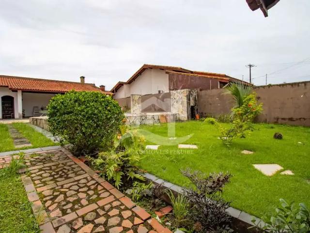 Casa / Sobrado para Venda em Peruíbe/SP Arpoador 3 Quartos