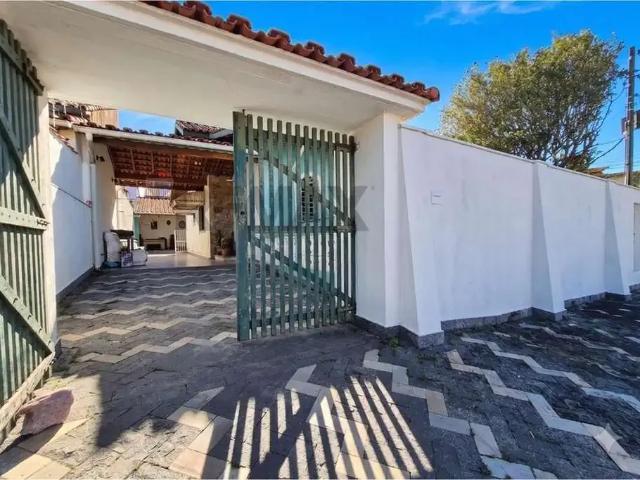 Casa / Sobrado para Venda em Peruíbe/SP Arpoador 4 Quartos