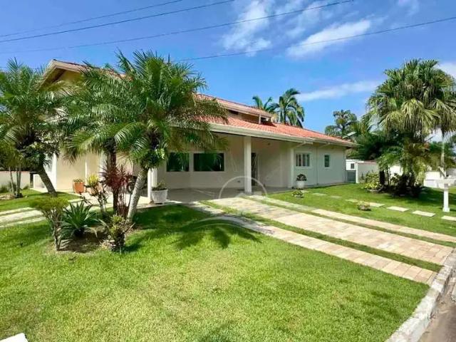 Casa / Sobrado para Venda em Peruíbe/SP Bougainvillee V 4 Quartos