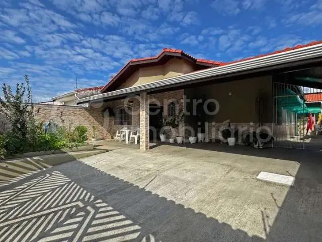 Casa / Sobrado para Venda em Peruíbe/SP Balneario Continental 3 Quartos