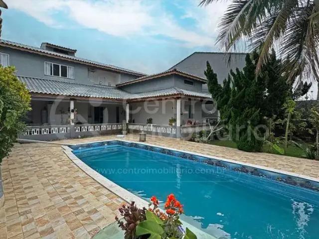 Casa / Sobrado para Venda em Peruíbe/SP Balneário Josedy 4 Quartos