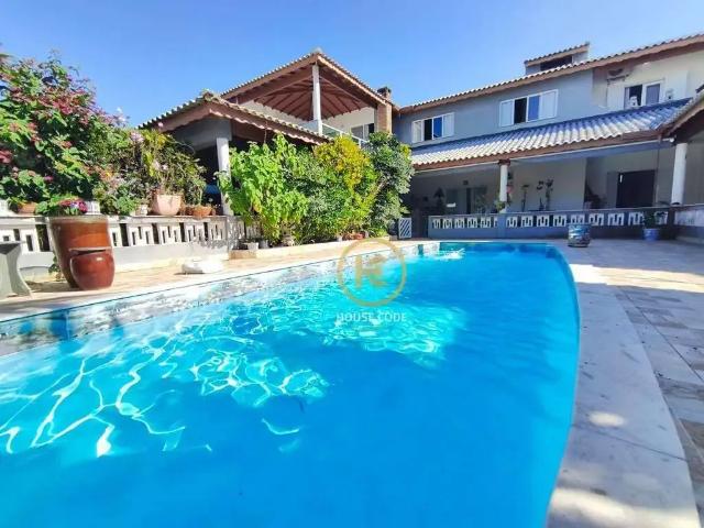 Casa / Sobrado para Venda em Peruíbe/SP Balneário Josedy 4 Quartos