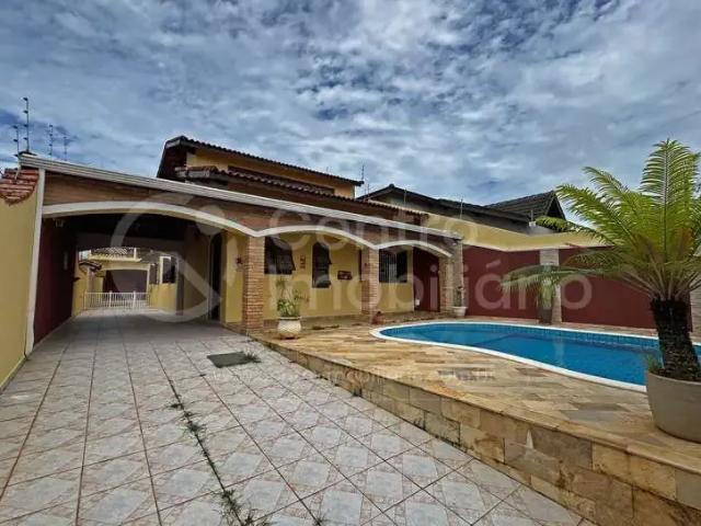 Casa / Sobrado para Venda em Peruíbe/SP Balneário Josedy 3 Quartos