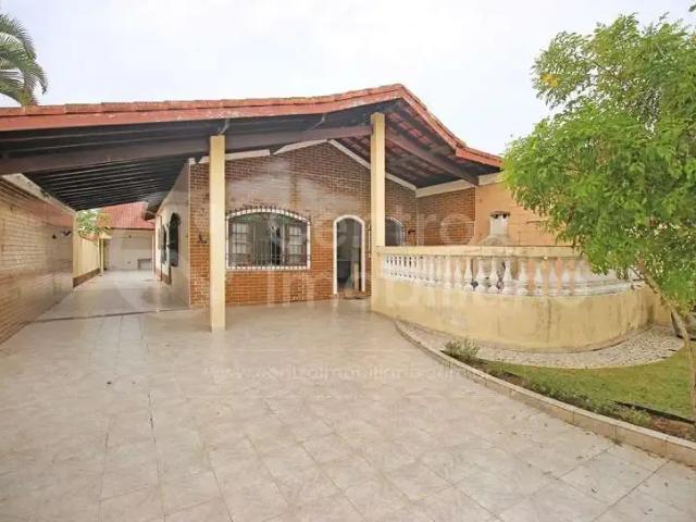 Casa / Sobrado para Venda em Peruíbe/SP Balneário Josedy 3 Quartos