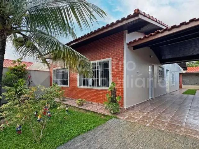 Casa / Sobrado para Venda em Peruíbe/SP Balneário Josedy 3 Quartos