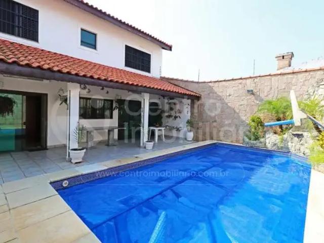 Casa / Sobrado para Venda em Peruíbe/SP Balneário Stella Maris 4 Quartos